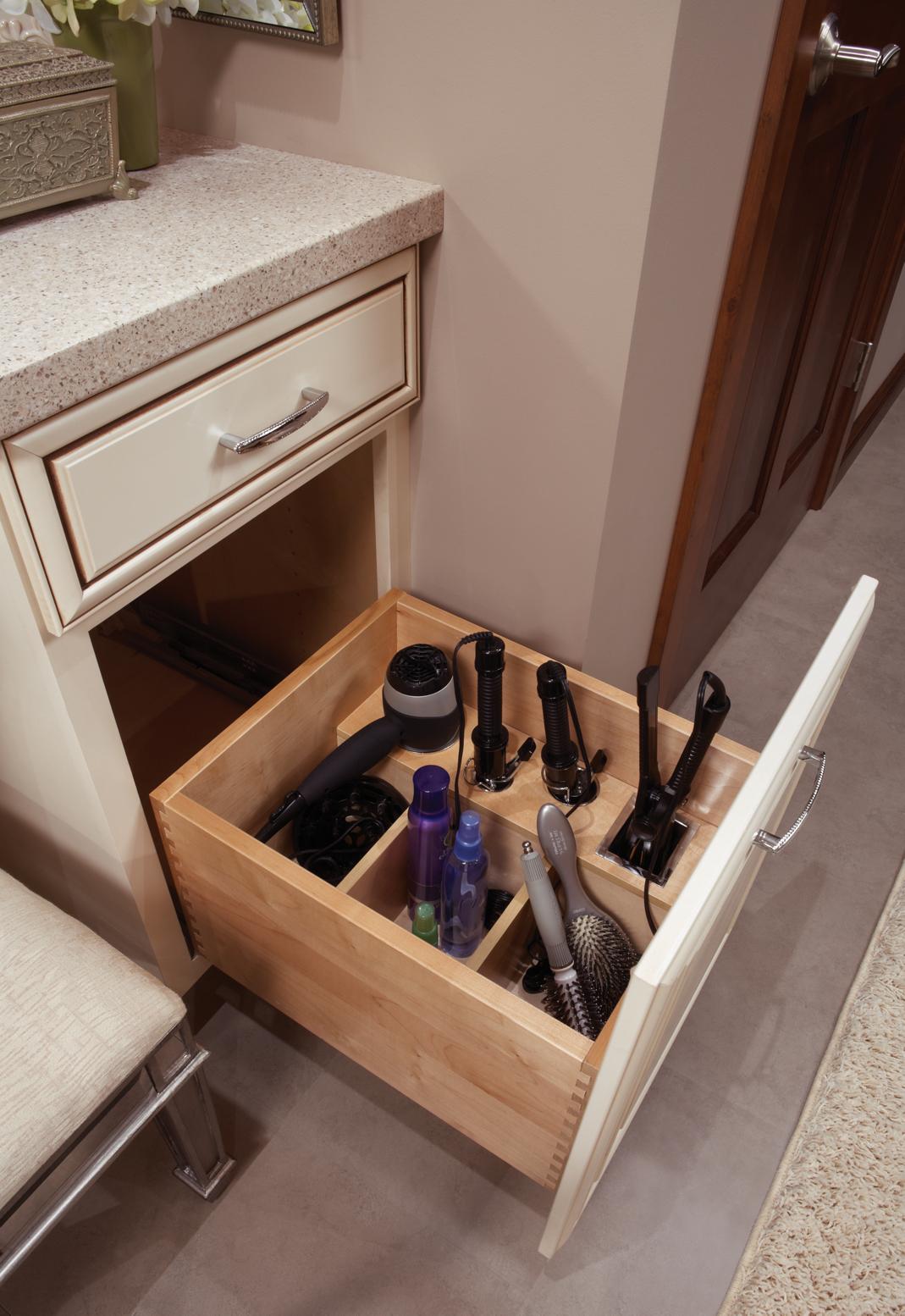 Yorktowne Cabinetry | Styling Station