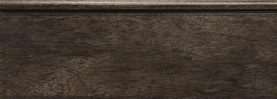 Yorktowne Cabinetry | Wallis Reverse Raised Panel